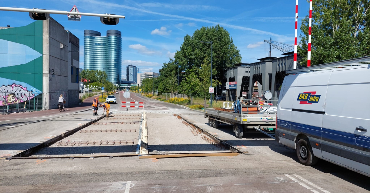 Supersnel uithardend beton voor de busbaan in Utrecht | BKB Infra